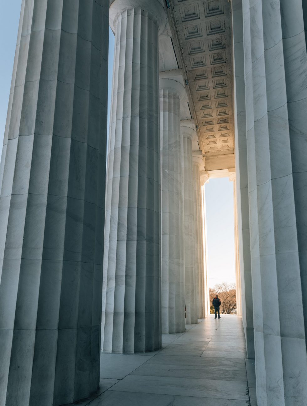 Lincoln Memorial on the National Mall (Travel Photo Guide)