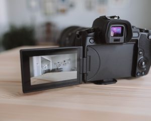 Canon EOS R Review: Canon's First Full-Frame Mirrorless