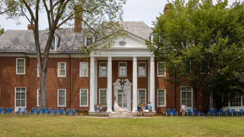 Visiting Hillwood Estate, Museum and Gardens in Washington DC