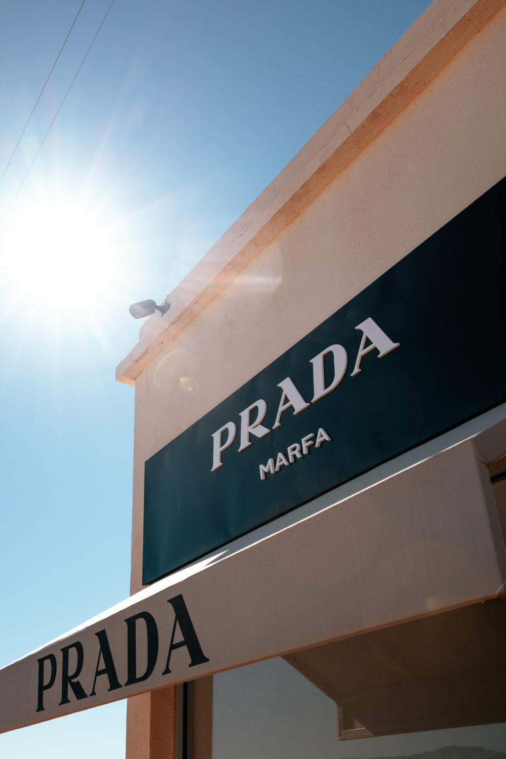 Visiting Prada Marfa in Texas (History, Photos, Travel Guide)