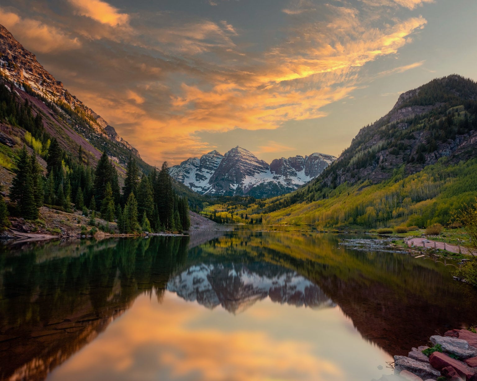 Photoshop Sky Replacement: Step-by-Step Guide