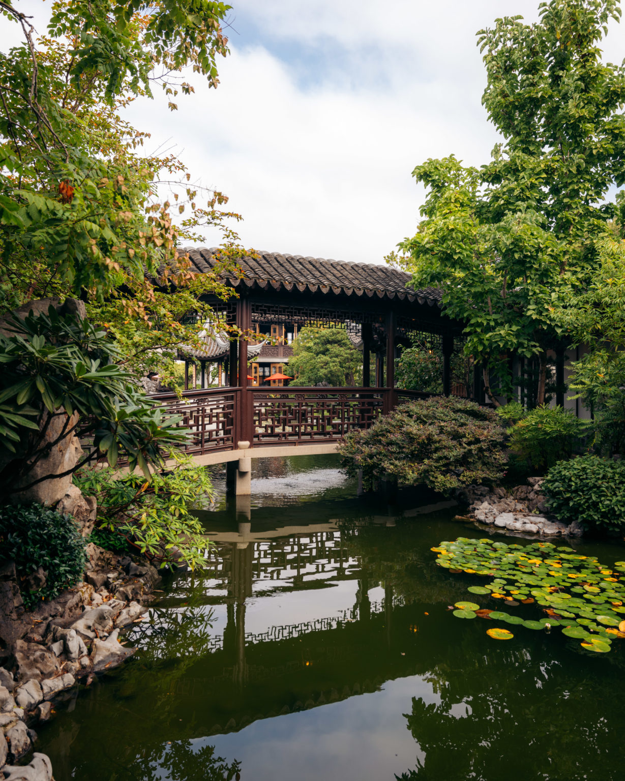 Exploring the Lan Su Chinese Garden in Portland, Oregon