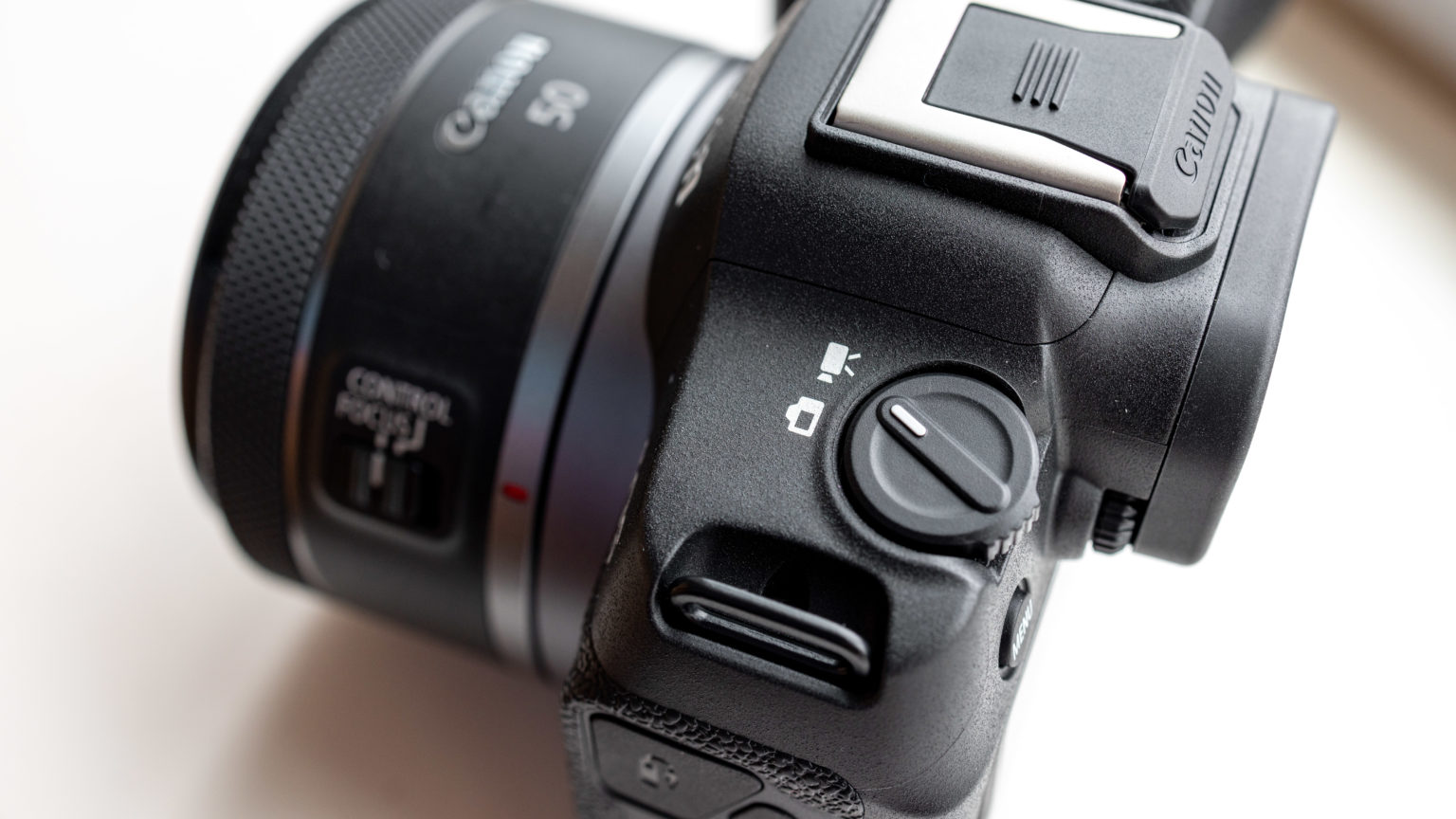 Recommended Canon EOS R8 Settings (R8 Setup Guide)