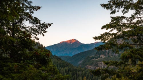 Visiting Diablo Lake in Washington State (Pictures & Travel Guide)