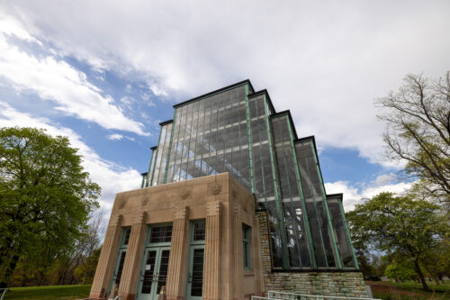Exploring the Jewel Box in Forest Park, St. Louis (Travel Guide)