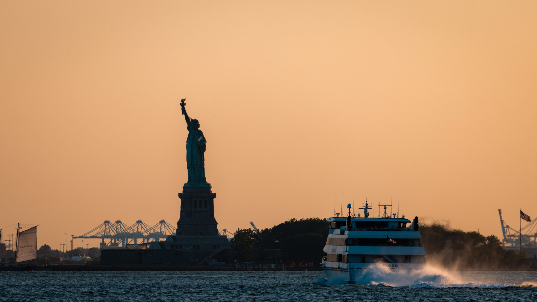 What is Emphasis in Photography? (Examples + Techniques)