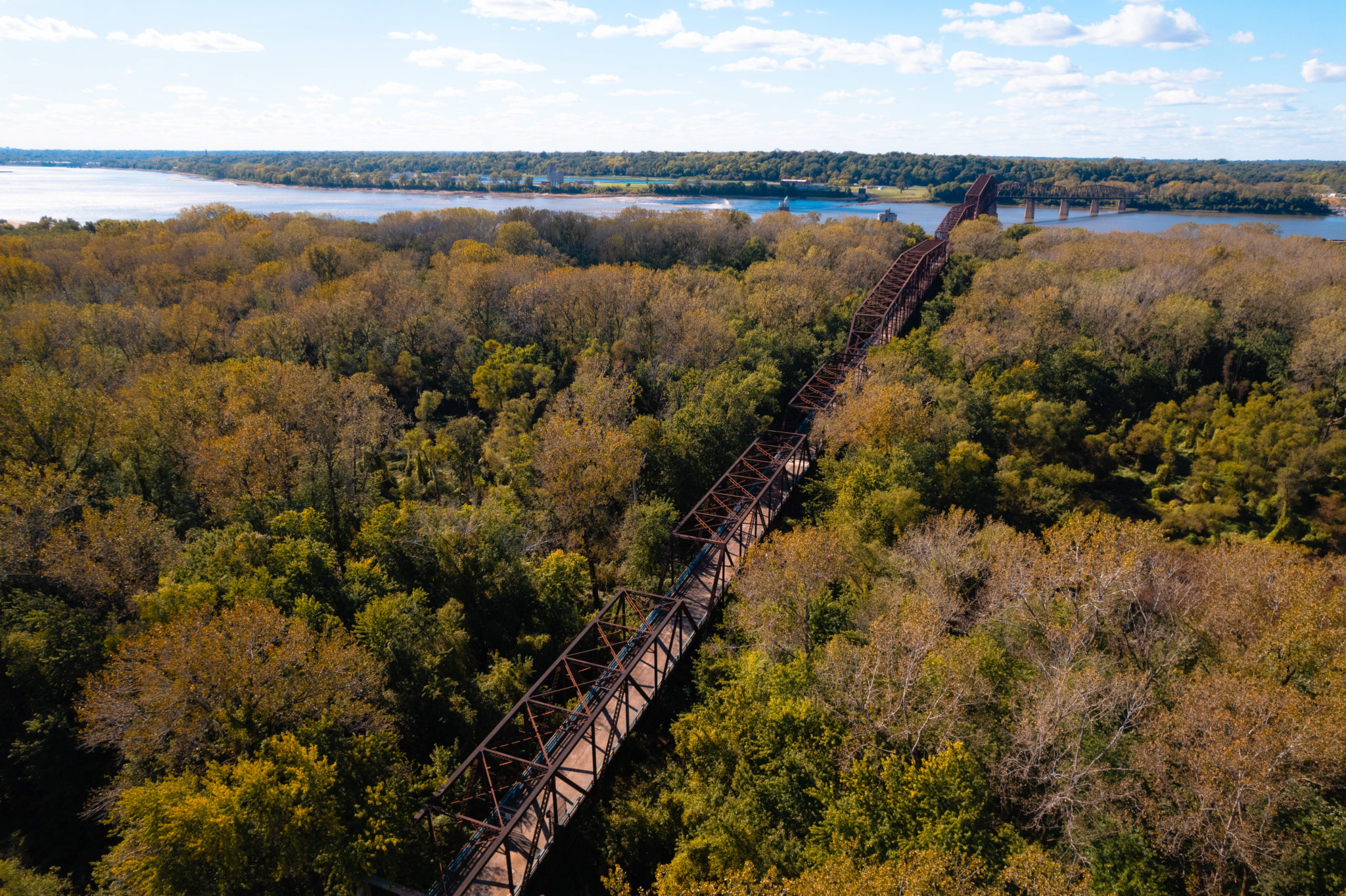 Visiting the Old Chain of Rocks Bridge (Pictures)